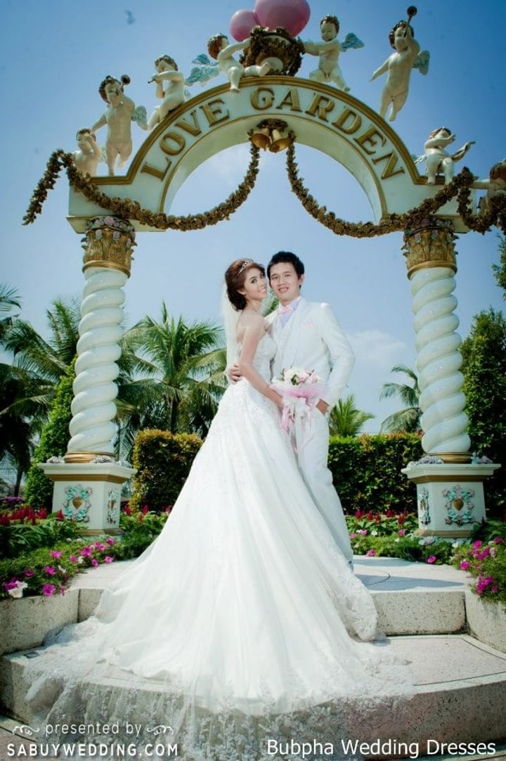 Bubpha Wedding
